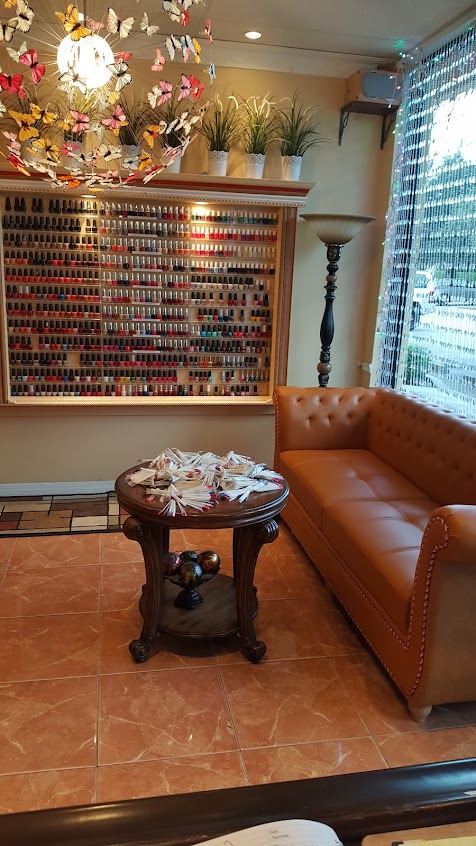 DILA NAILS AND LUXURIES | Top Nails Salon in Boynton Beach FL 33426